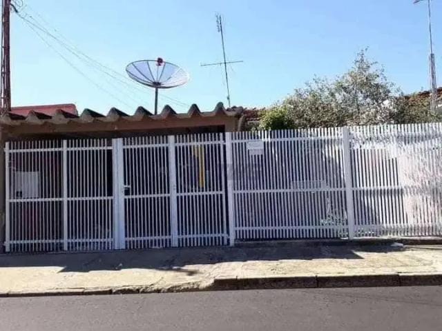 Casa / Sobrado para Venda em São Carlos/SP Vila Prado 3 Quartos