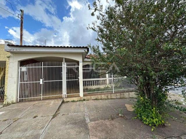 Casa / Sobrado para Venda em São Carlos/SP Vila Prado 3 Quartos
