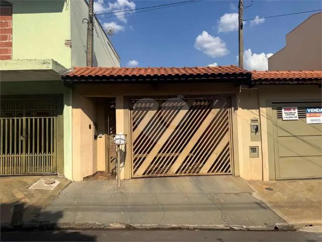 Casa / Sobrado para Venda em São Carlos/SP Vila Santa Madre Cabrini 2 Quartos