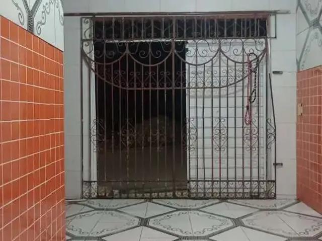 Casa / Sobrado para Venda em São Cristóvão/SE Eduardo Gomes 3 Quartos