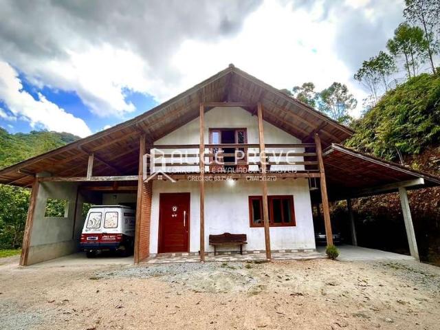 Casa / Sobrado para Venda em São Bonifácio/SC Centro 3 Quartos
