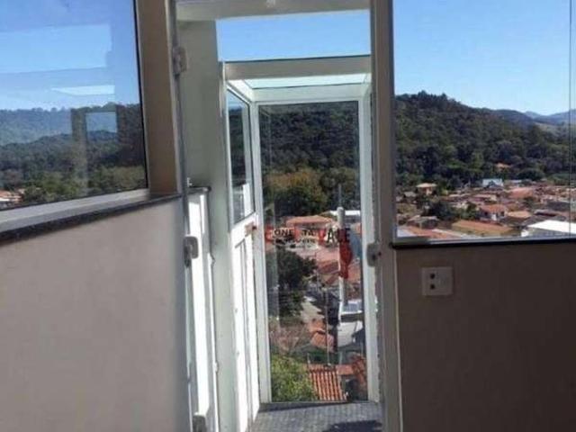 Casa / Sobrado para Venda em São Bento do Sapucaí/SP Centro 4 Quartos