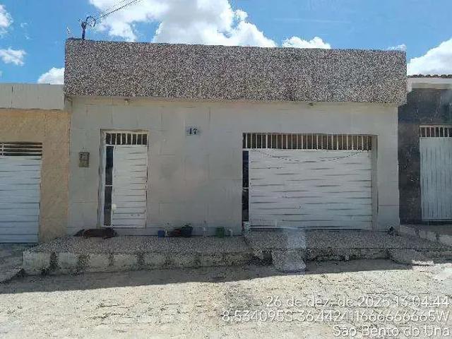 Casa / Sobrado para Venda em São Bento do Una/PE Serido 3 Quartos