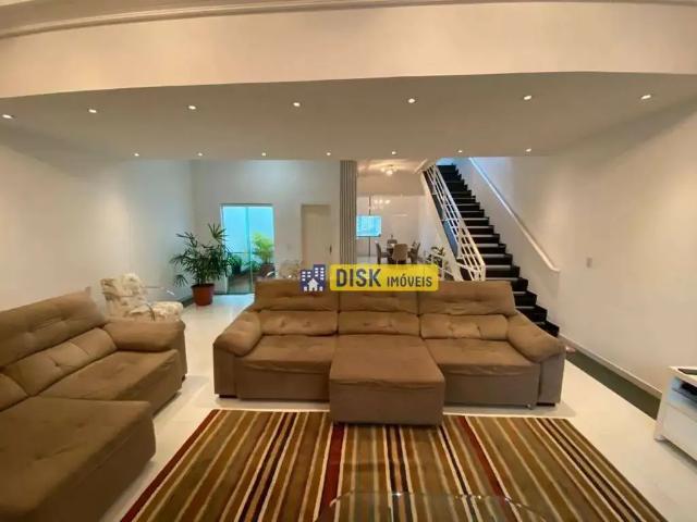 Casa / Sobrado para Venda em São Bernardo do Campo/SP Baeta Neves 4 Quartos