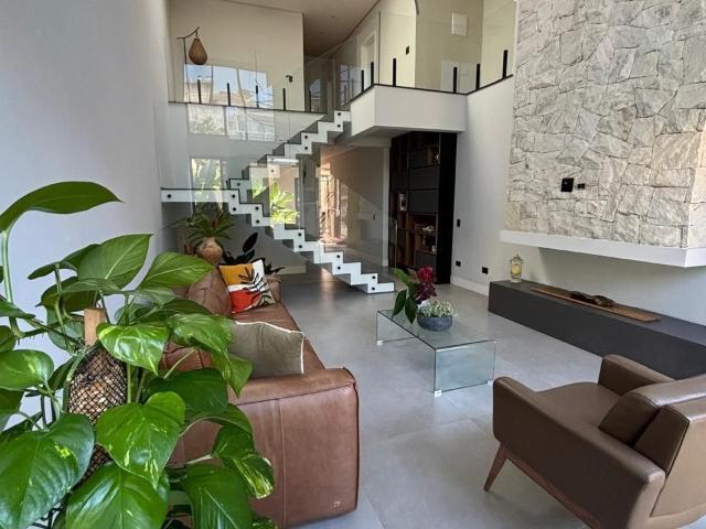 Casa / Sobrado para Venda em São Bernardo do Campo/SP Dos Casa 4 Quartos