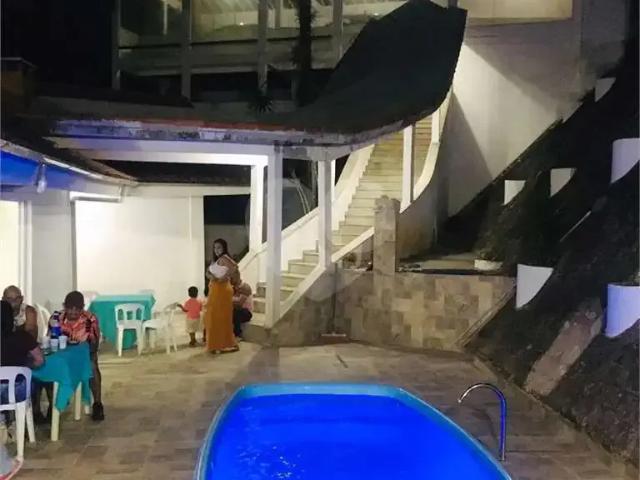 Casa / Sobrado para Venda em São Bernardo do Campo/SP Dos Finco 3 Quartos