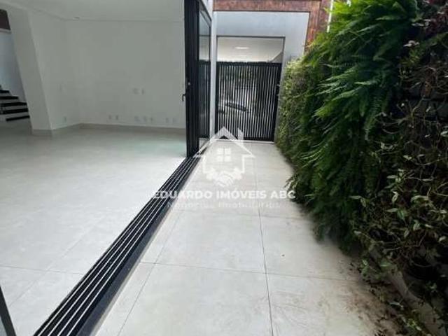 Casa / Sobrado para Venda em São Bernardo do Campo/SP Parque Terra Nova II 4 Quartos