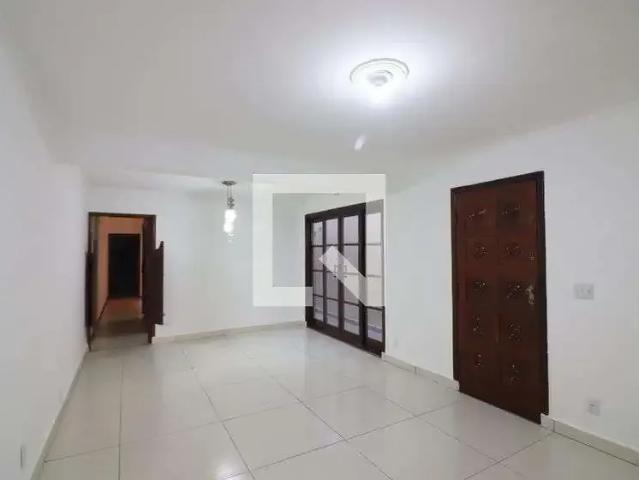Casa / Sobrado para Venda em São Bernardo do Campo/SP Paulicéia 4 Quartos