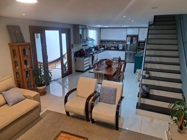 Casa / Sobrado para Venda em São Bernardo do Campo/SP Rudge Ramos 4 Quartos