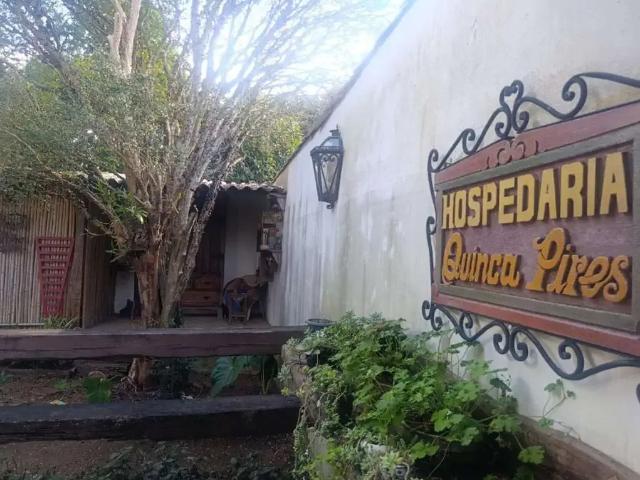 Casa / Sobrado para Venda em São Brás do Suaçuí/MG Centro 8 Quartos