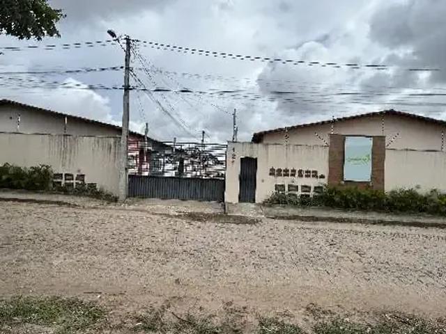 Casa / Sobrado para Venda em São Gonçalo do Amarante/RN Jardins 2 Quartos