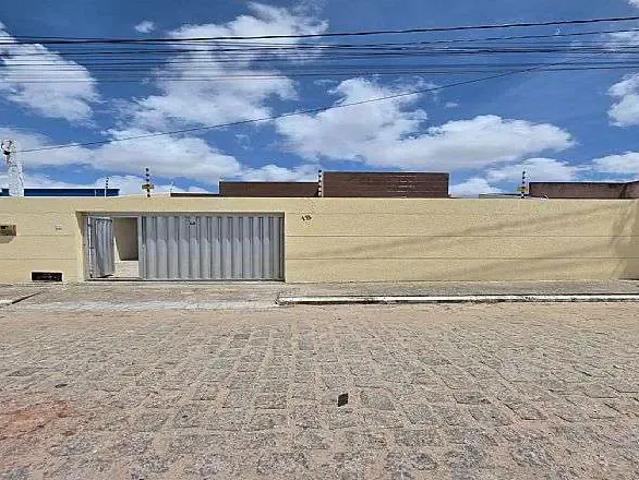 Casa / Sobrado para Venda em São Gonçalo do Amarante/RN Jardins 2 Quartos