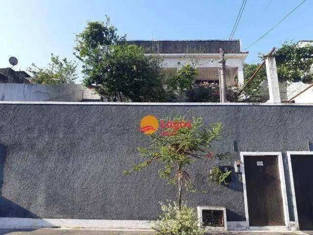 Casa / Sobrado para Venda em São Gonçalo/RJ Mutondo 3 Quartos