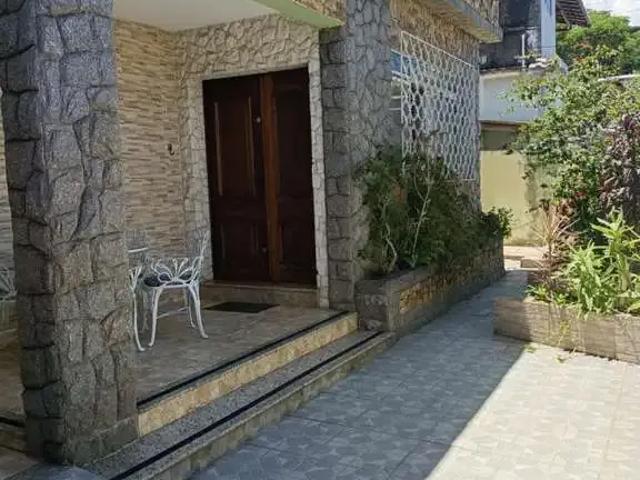 Casa / Sobrado para Venda em São Gonçalo/RJ Mutondo 4 Quartos