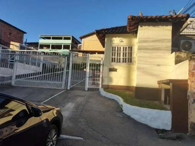 Casa / Sobrado para Venda em São Gonçalo/RJ Mutuá 2 Quartos