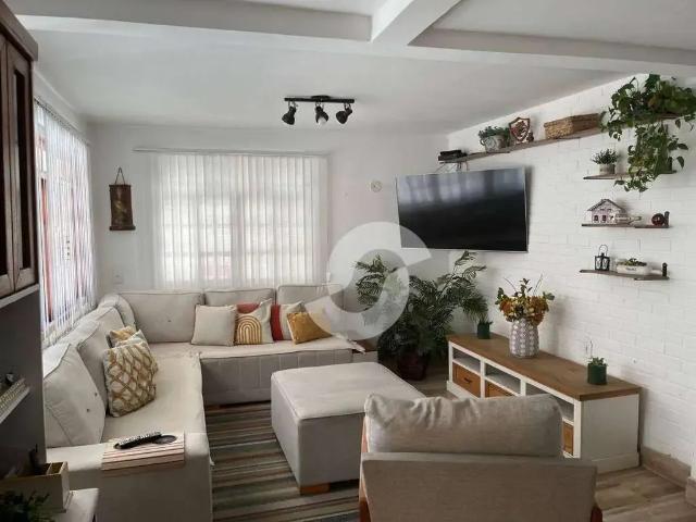 Casa / Sobrado para Venda em São Gonçalo/RJ Mutuá 3 Quartos