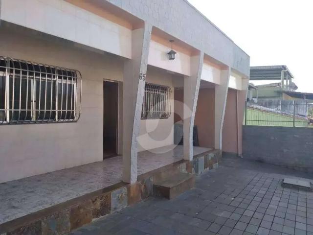 Casa / Sobrado para Venda em São Gonçalo/RJ Mangueira 4 Quartos