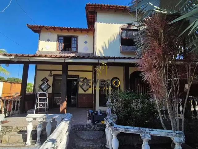 Casa / Sobrado para Venda em São Gonçalo/RJ Marambaia 8 Quartos
