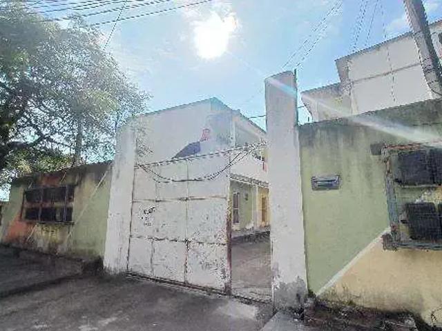 Casa / Sobrado para Venda em São Gonçalo/RJ Marambaia 1 Quartos