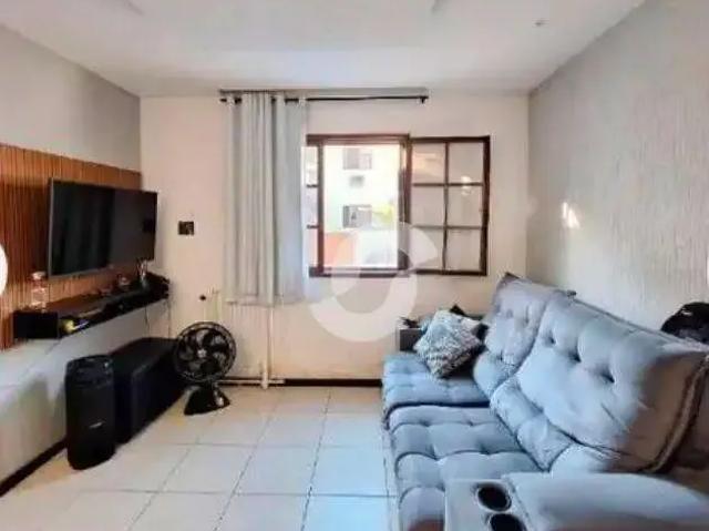 Casa / Sobrado para Venda em São Gonçalo/RJ Maria Paula 2 Quartos