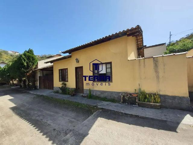 Casa / Sobrado para Venda em São Gonçalo/RJ Maria Paula 2 Quartos