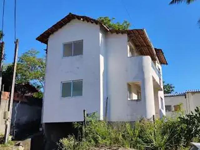 Casa / Sobrado para Venda em São Gonçalo/RJ Maria Paula 3 Quartos