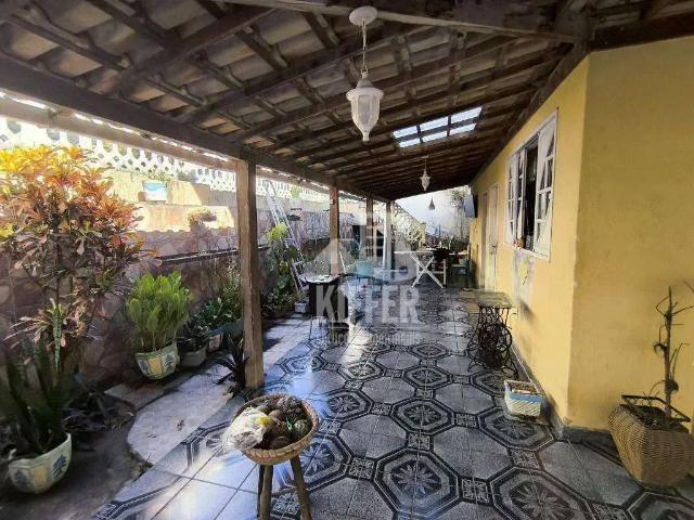 Casa / Sobrado para Venda em São Gonçalo/RJ Maria Paula 3 Quartos