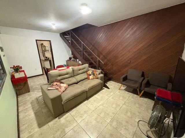 Casa / Sobrado para Venda em São Gonçalo/RJ Maria Paula 3 Quartos