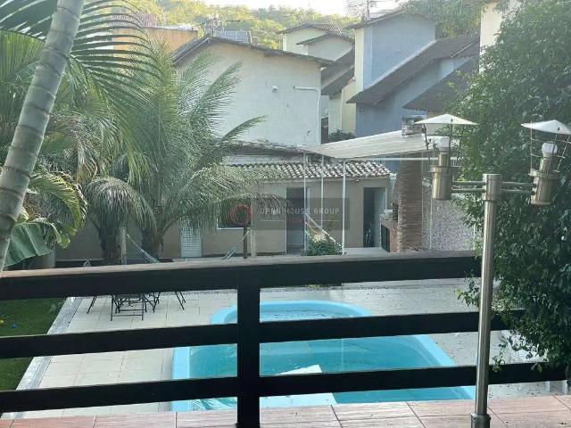 Casa / Sobrado para Venda em São Gonçalo/RJ Maria Paula 4 Quartos
