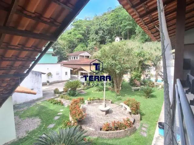 Casa / Sobrado para Venda em São Gonçalo/RJ Maria Paula 5 Quartos