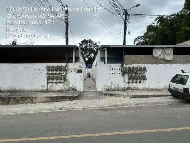 Casa / Sobrado para Venda em São Gonçalo/RJ Monjolos 1 Quartos