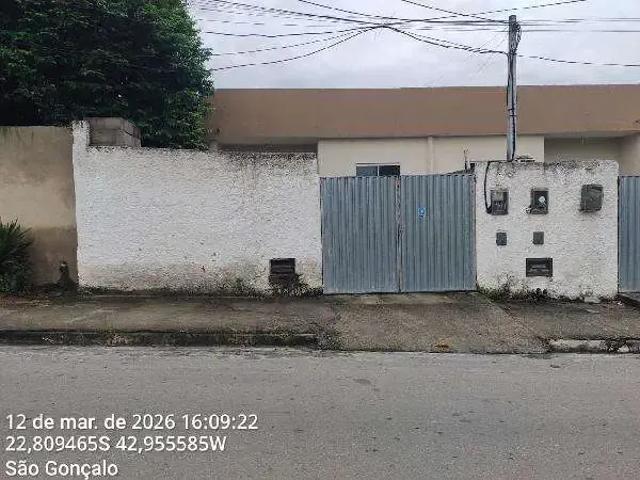 Casa / Sobrado para Venda em São Gonçalo/RJ Monjolos 2 Quartos