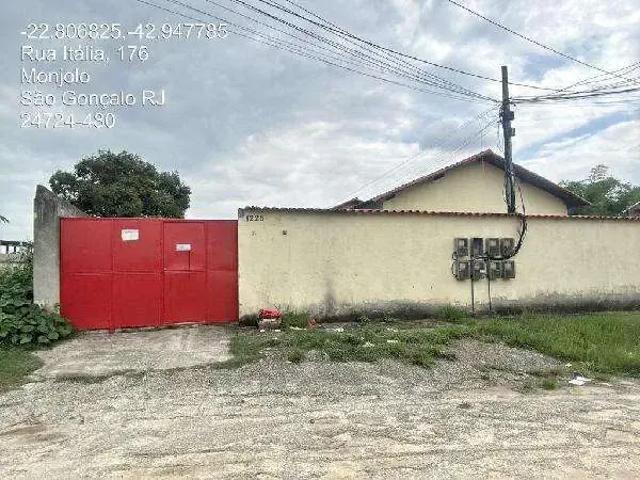 Casa / Sobrado para Venda em São Gonçalo/RJ Monjolos 2 Quartos