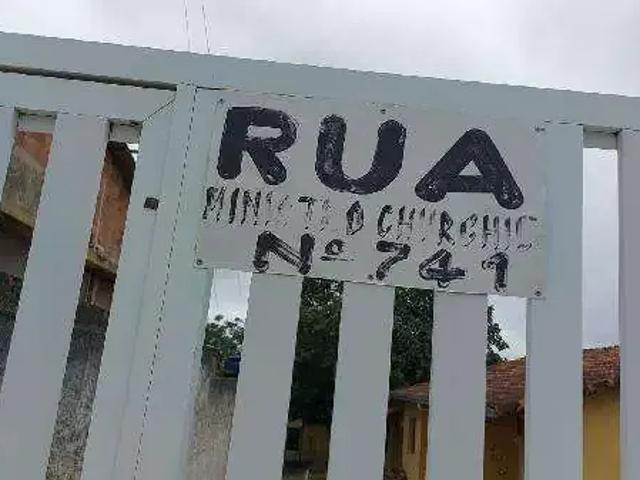 Casa / Sobrado para Venda em São Gonçalo/RJ Monjolos 2 Quartos