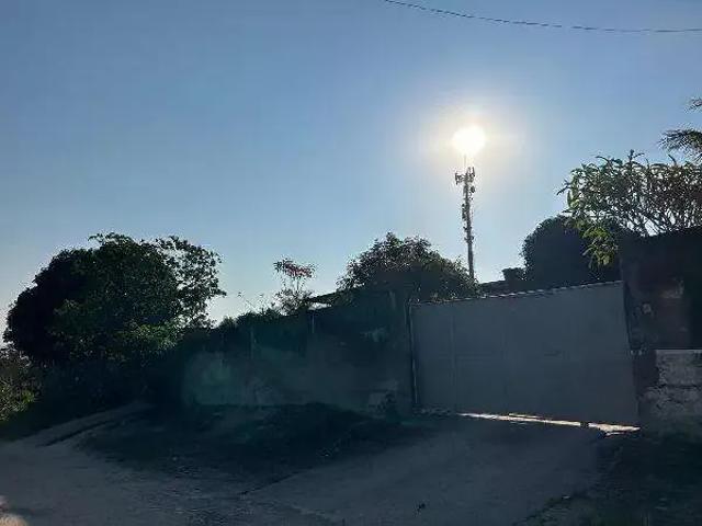 Casa / Sobrado para Venda em São Gonçalo/RJ Monjolos 2 Quartos