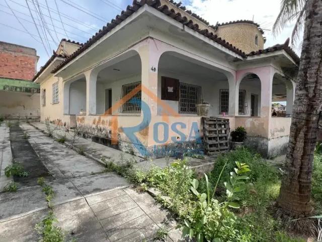 Casa / Sobrado para Venda em São Gonçalo/RJ Alcântara 4 Quartos
