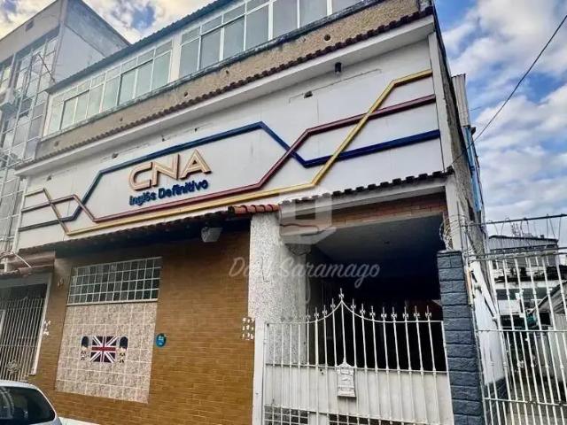 Casa / Sobrado para Venda em São Gonçalo/RJ Alcântara 5 Quartos