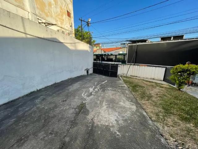 Casa / Sobrado para Venda em São Gonçalo/RJ Alcântara 2 Quartos