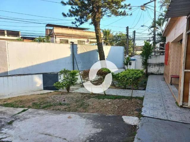 Casa / Sobrado para Venda em São Gonçalo/RJ Alcântara 3 Quartos