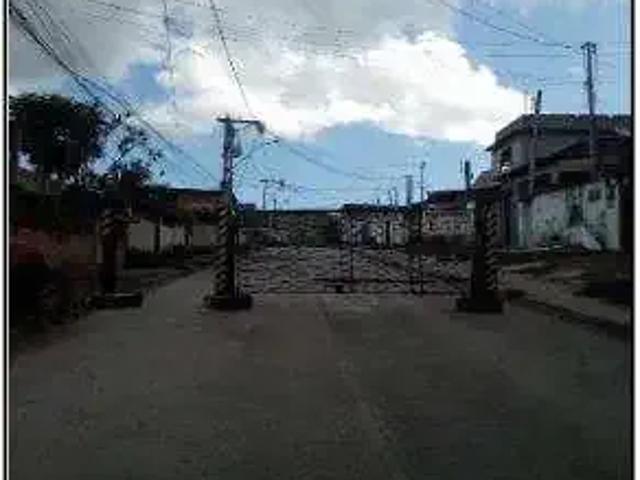 Casa / Sobrado para Venda em São Gonçalo/RJ Amendoeira 1 Quartos