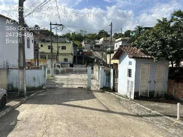 Casa / Sobrado para Venda em São Gonçalo/RJ Barracão 2 Quartos