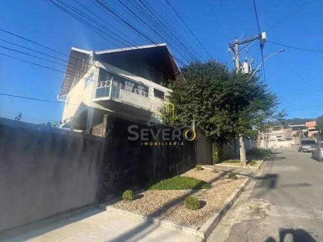 Casa / Sobrado para Venda em São Gonçalo/RJ Barro Vermelho 2 Quartos
