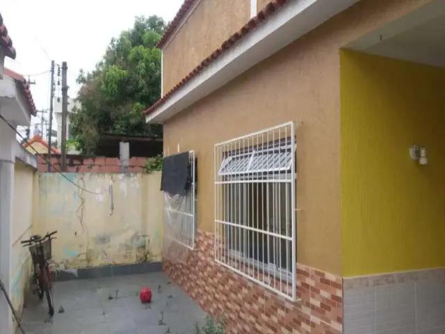 Casa / Sobrado para Venda em São Gonçalo/RJ Boa Vista 3 Quartos