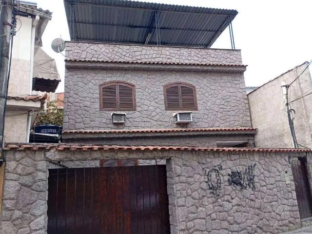 Casa / Sobrado para Venda em São Gonçalo/RJ Brasilândia 3 Quartos