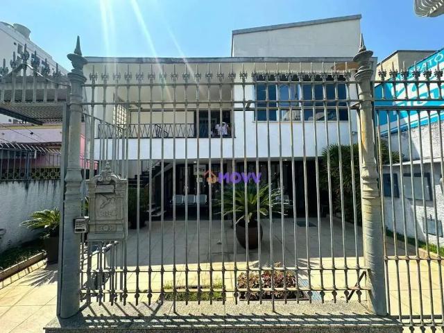 Casa / Sobrado para Venda em São Gonçalo/RJ Centro 5 Quartos