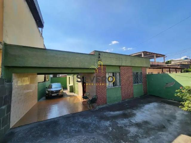 Casa / Sobrado para Venda em São Gonçalo/RJ Centro 5 Quartos