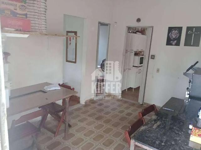 Casa / Sobrado para Venda em São Gonçalo/RJ Centro 2 Quartos