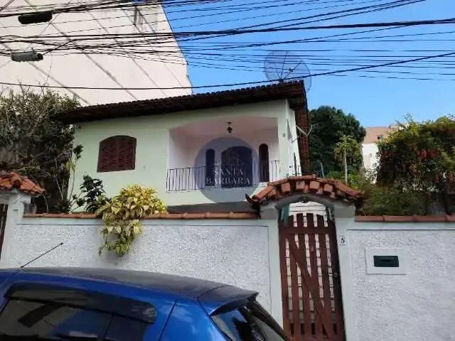 Casa / Sobrado para Venda em São Gonçalo/RJ Centro 2 Quartos