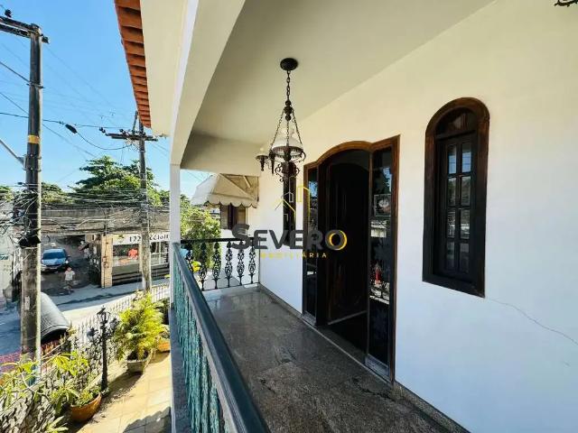 Casa / Sobrado para Venda em São Gonçalo/RJ Centro 3 Quartos