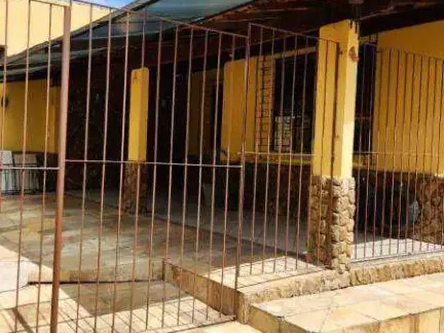 Casa / Sobrado para Venda em São Gonçalo/RJ Coelho 4 Quartos